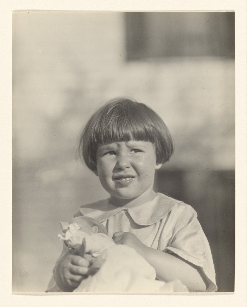 [Yvonne Boursault, Lake George] von Alfred Stieglitz