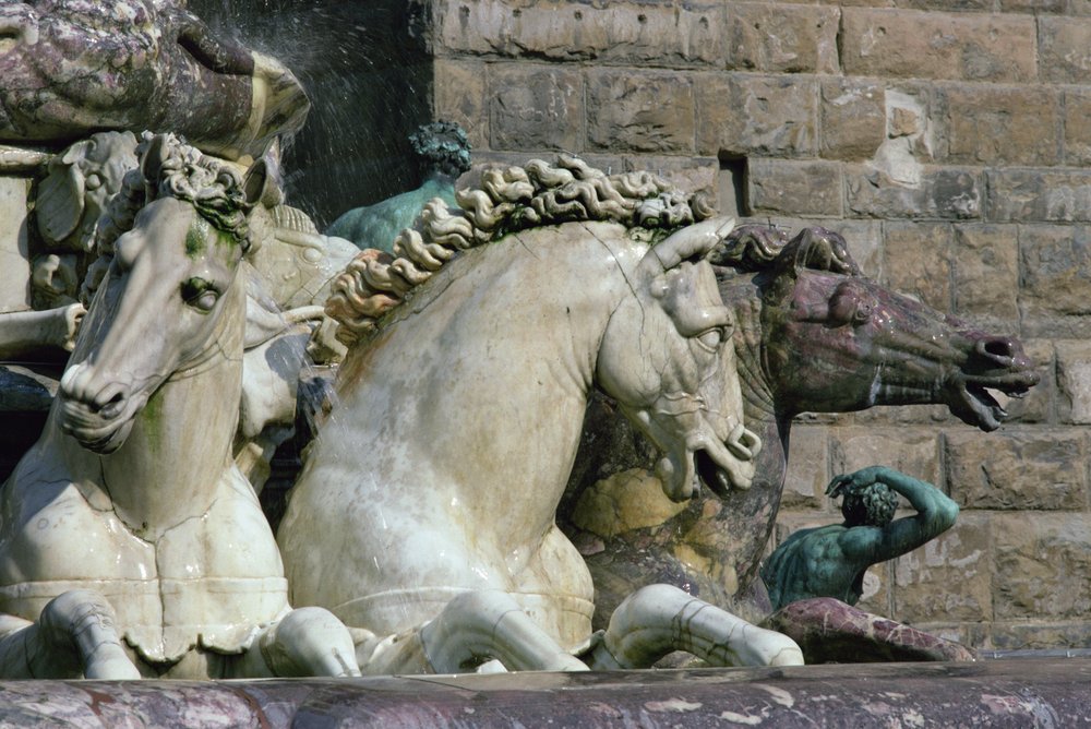 Detail vom Neptunbrunnen, Darstellung von zwei Seepferdchen, 1560-75
