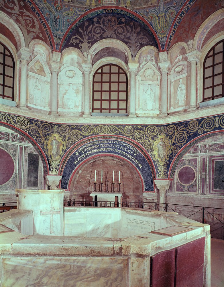 Die Apsis mit dem Taufbecken von Byzantine: Kunstdruck