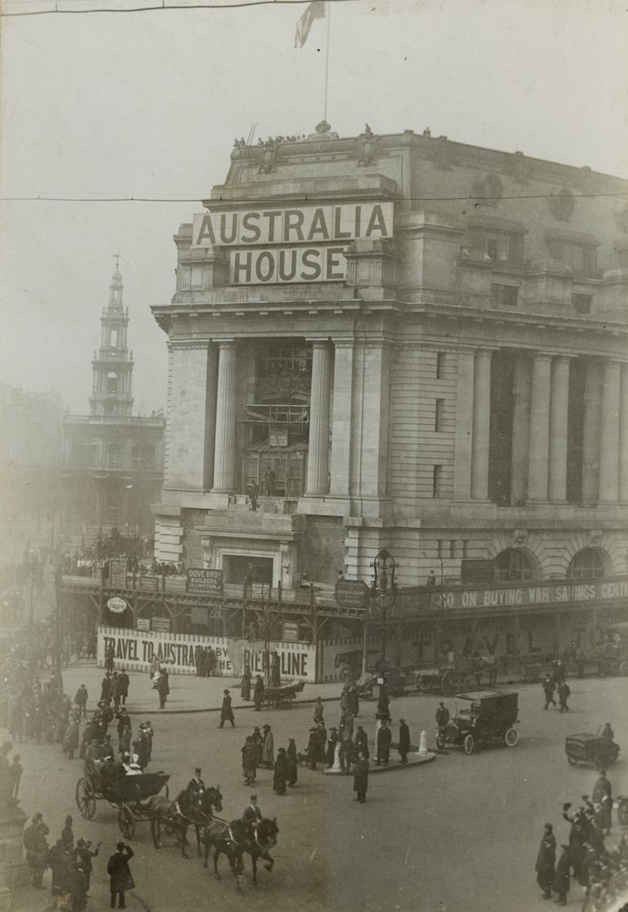 Gesamtansicht des Australia House von English Photographer