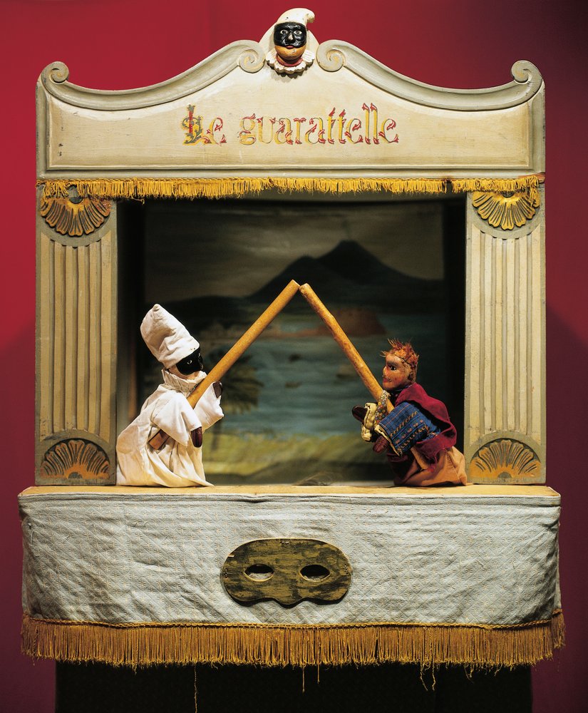 Punch (Pulcinella) und Pasquale Terremoto, Puppen aus dem Maria ...