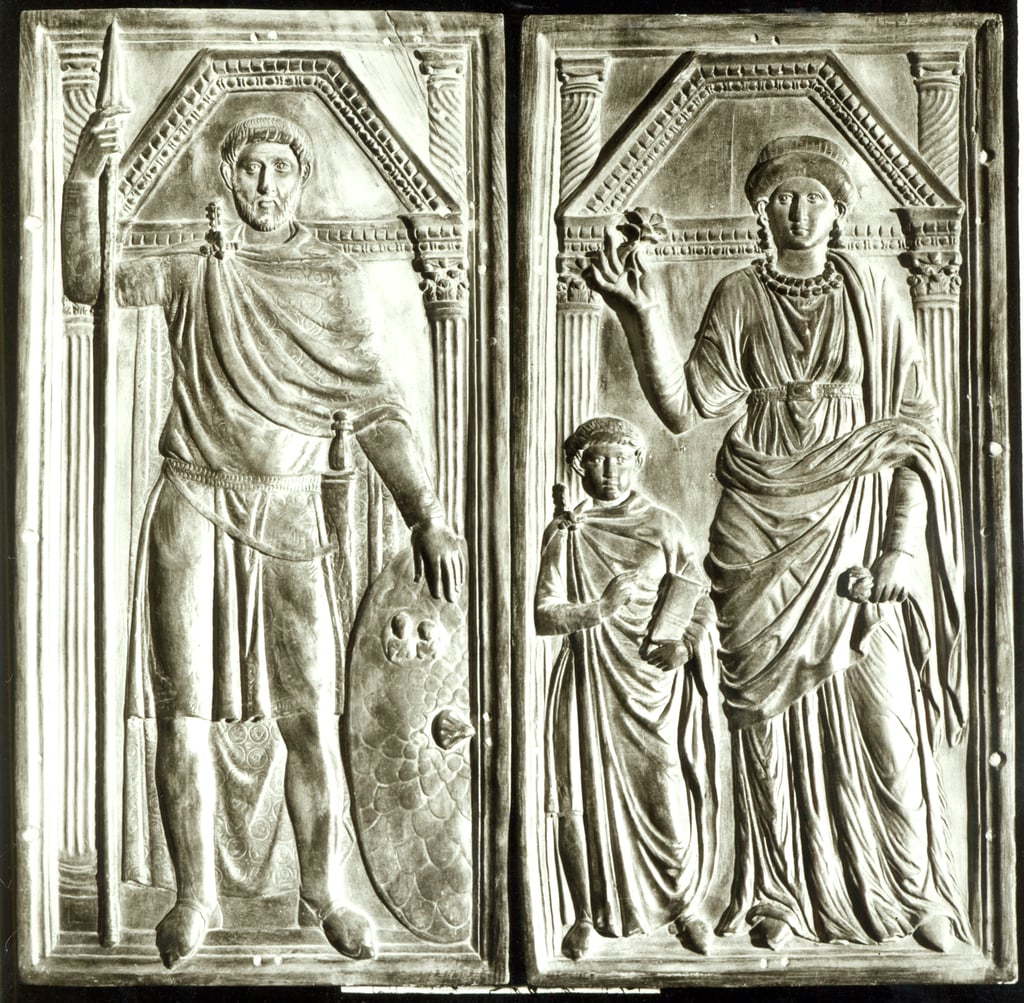 Diptychon, das Stilicho (c.365-408), Serena und Eucharius darstellt