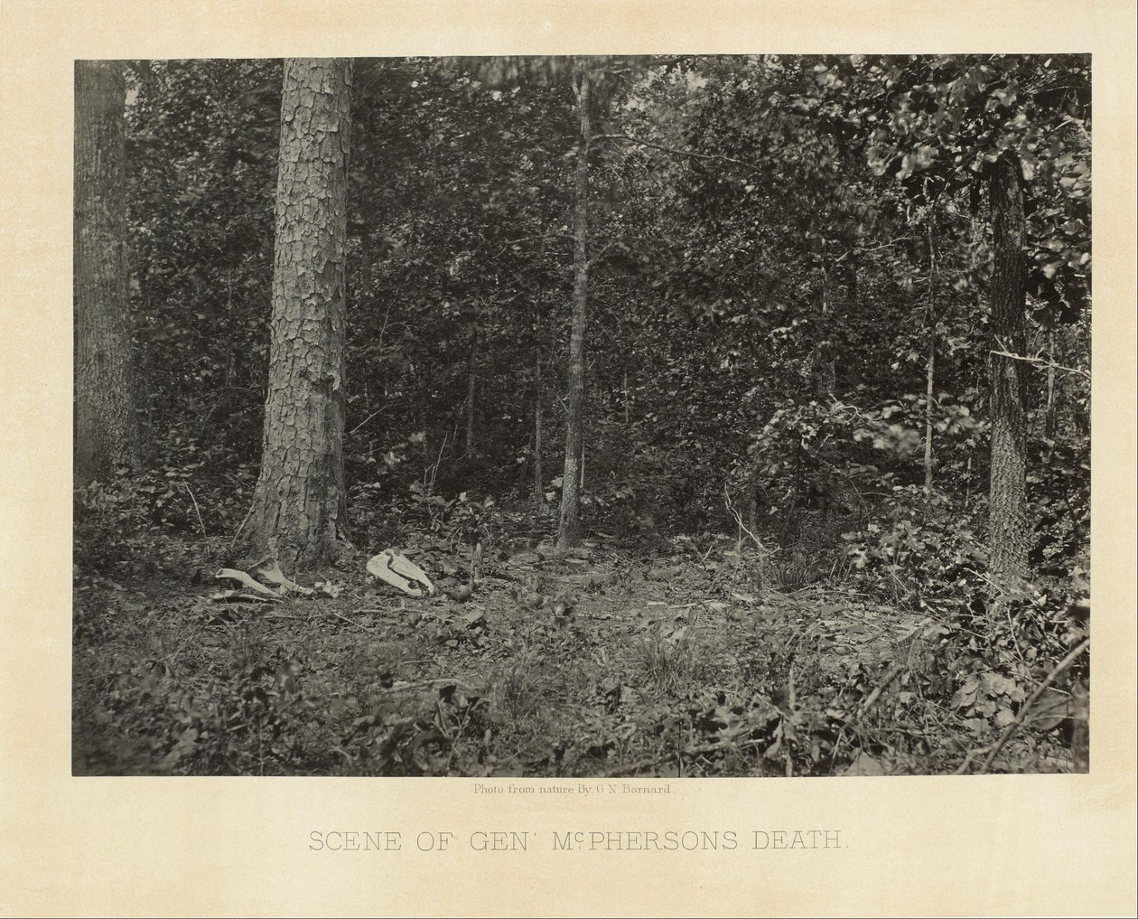 Szene des Todes von General McPherson von George N. Barnard