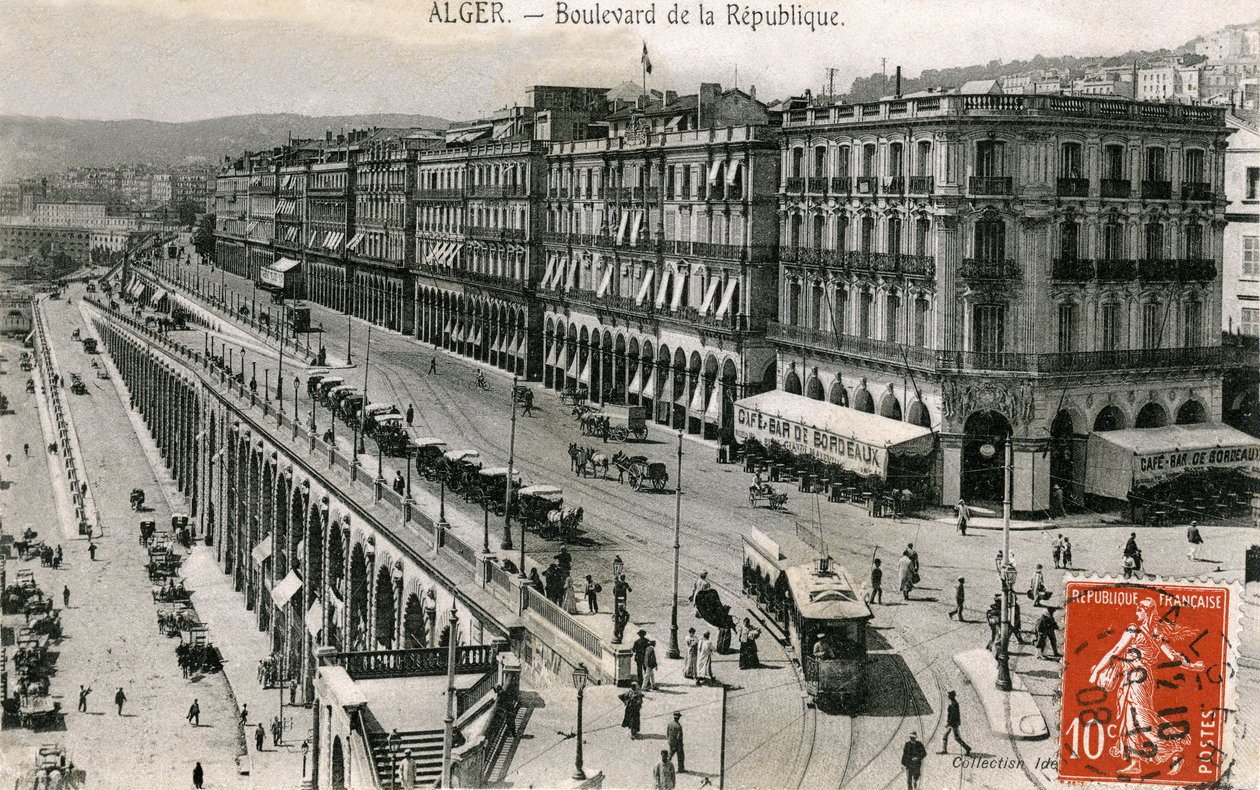 Postkarte, die den Boulevard de la République, Algier, Algerien darstellt