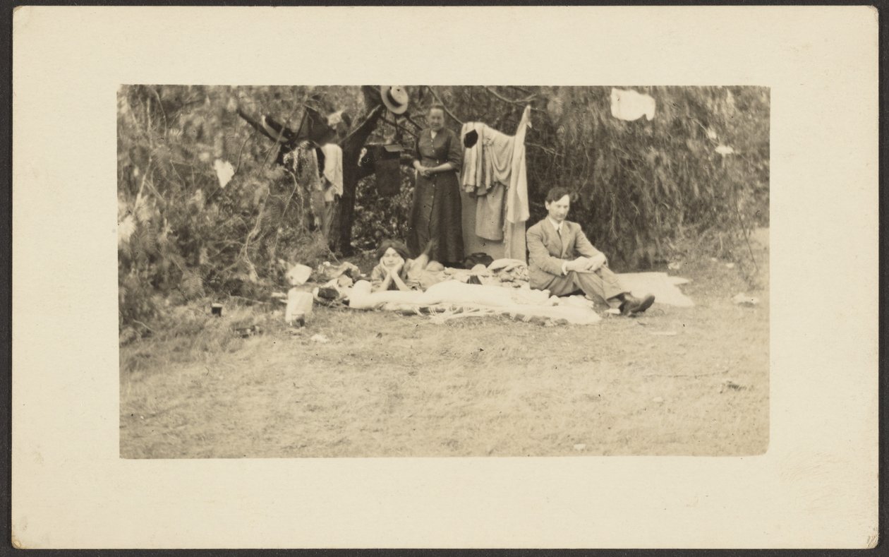 [Gruppenpicknick] von Louis Fleckenstein: Kunstdruck