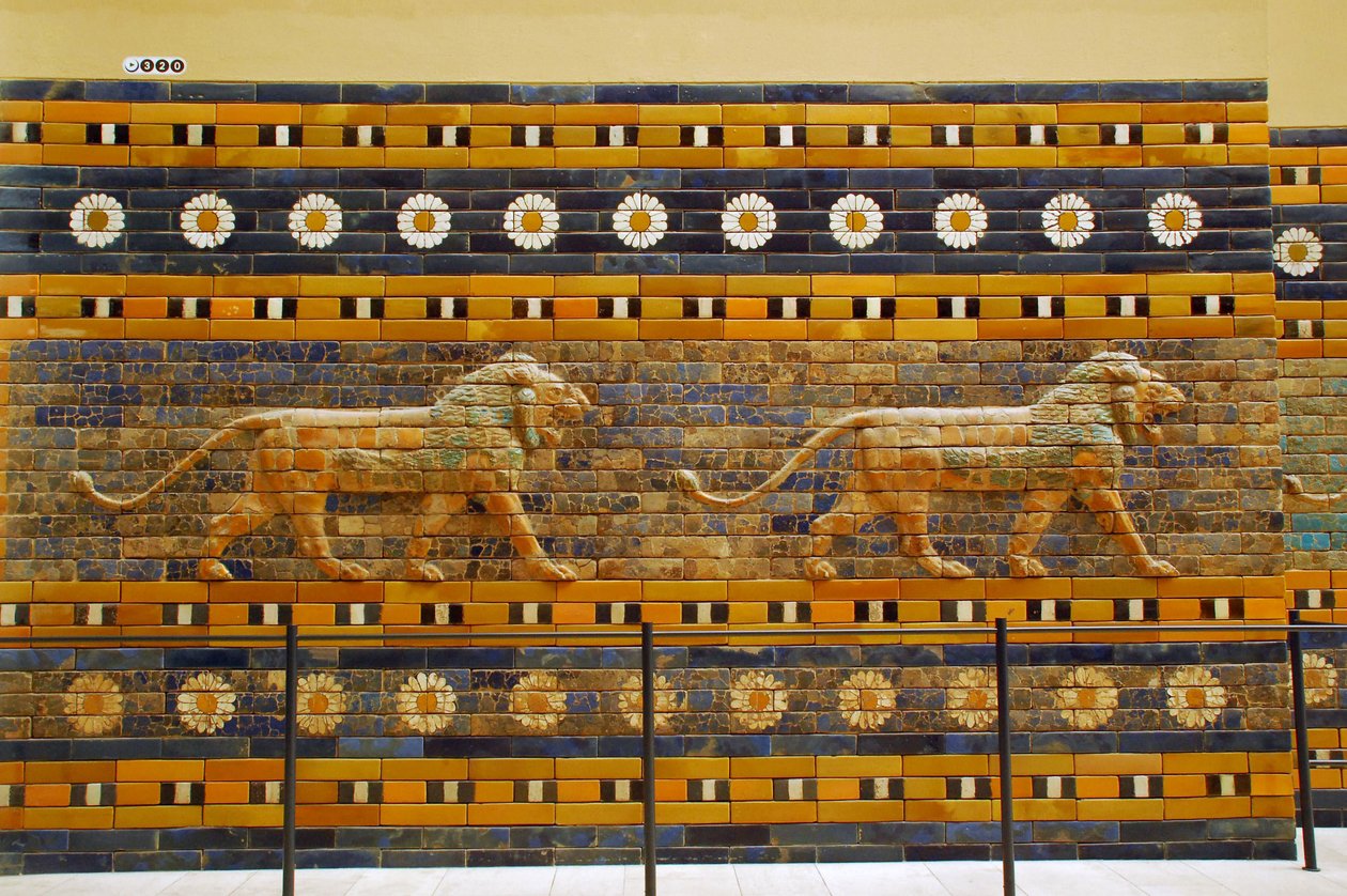 Ischtar-Tor, ursprünglich zum Tempel des Bel gehörend, erbaut in Babylon (Irak) von König ...